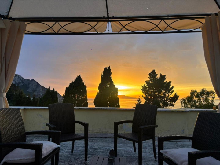 Villa Aurora Caprese - Capri