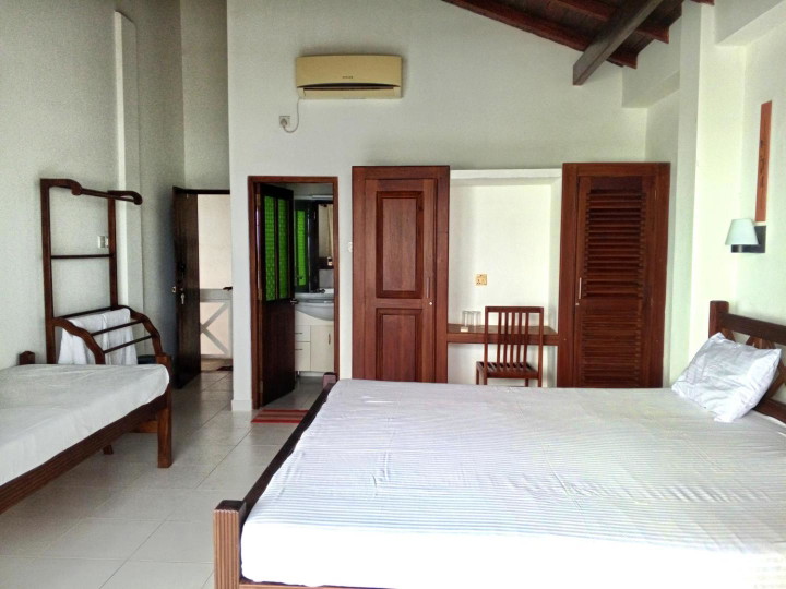 Seethani Beach Hotel - Hikkaduwa