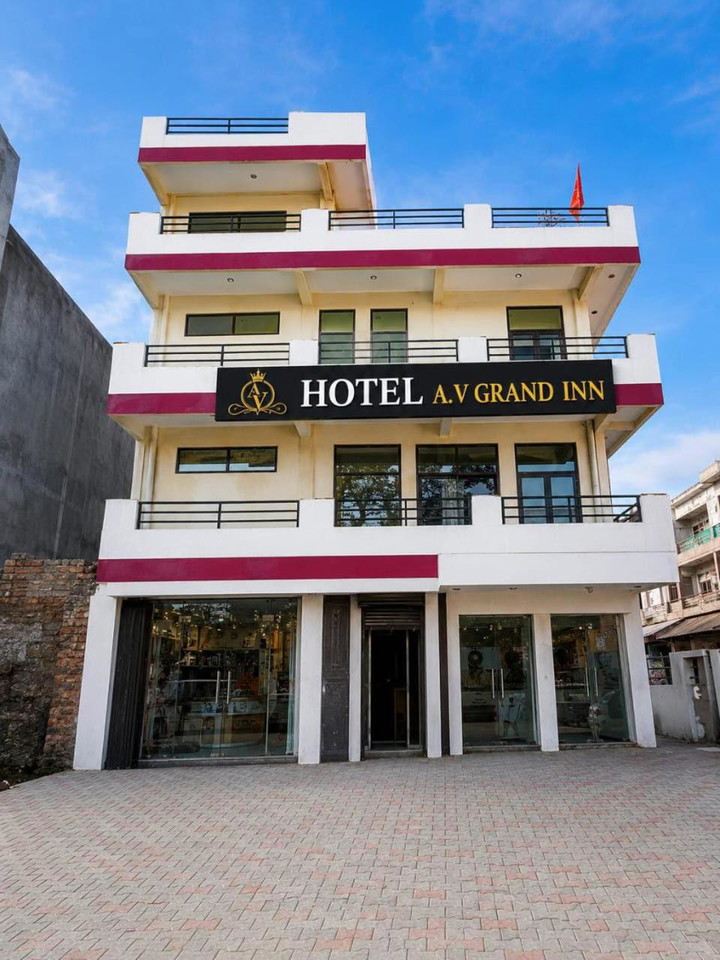 Hotel A V Grand Inn - Kanpur