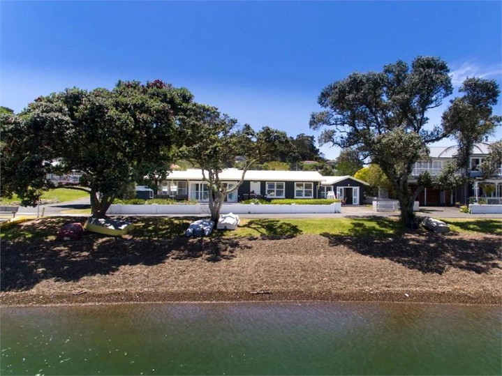Last On The Strand, Russell - The Nest - Bay Of Islands
