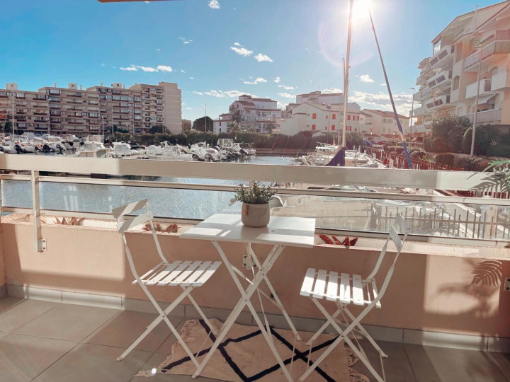 T2 Au Calme Avec Vue Sur Le Port, Clim Et Wifi - Torreilles
