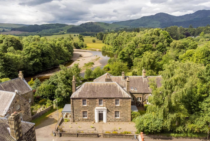 Comrie Old Schoolhouse - Crieff