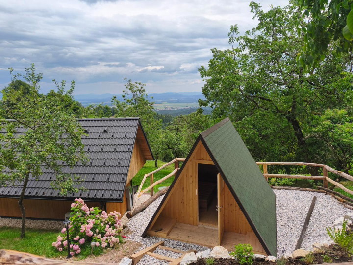 Pr' Končovc - Wooden Tent - Kranj