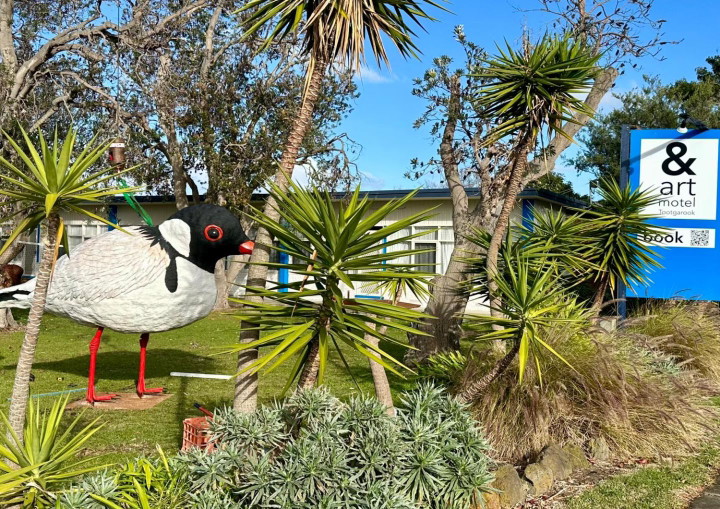 & Art Motel - Flinders