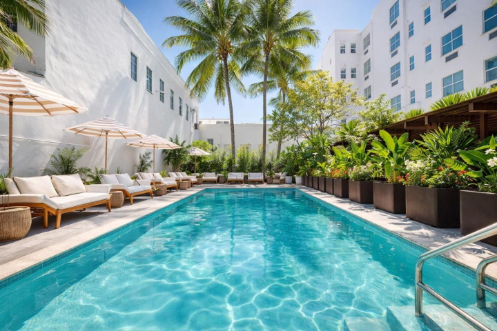 Global Luxury Suites At The Apex Miami - Miami, FL