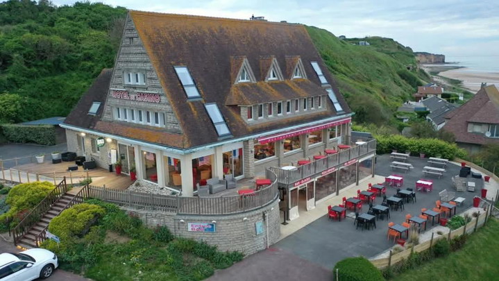 Logis Hotel Du Casino Restaurant Le Mathelia - Normandie