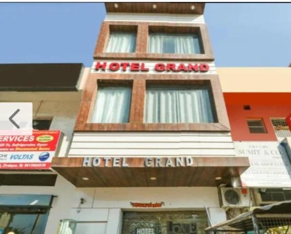 Hotel Grand - Chandigarh