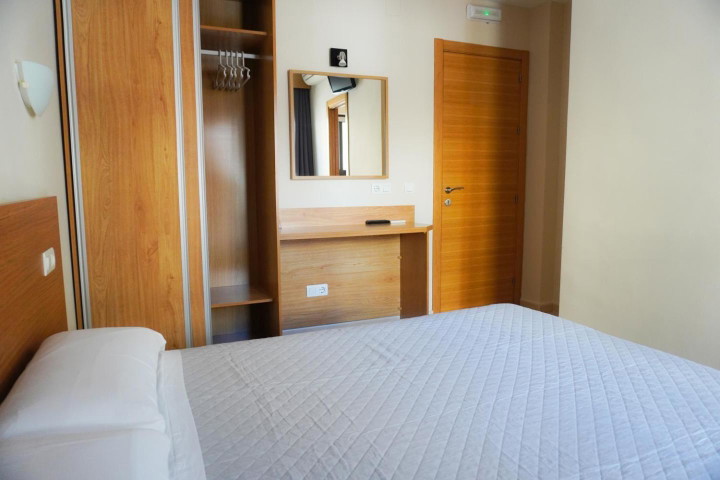 Hostal Costabella - Benalmádena