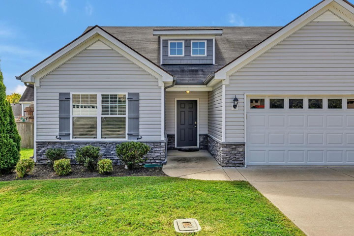Charming Spacious 3br Spring Hill Home! - Columbia, TN