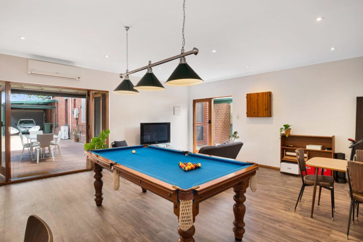 City Edge Home Parking Patio Wifi Pool Table - Adelaide