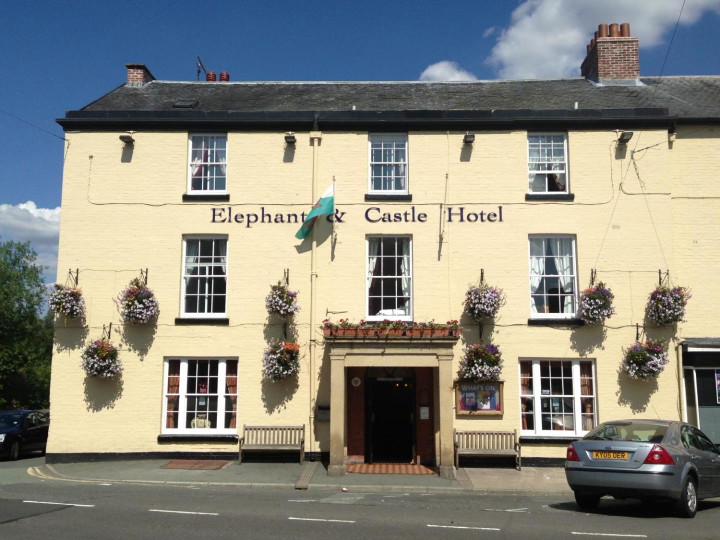 The Elephant & Castle Hotel - Kerry