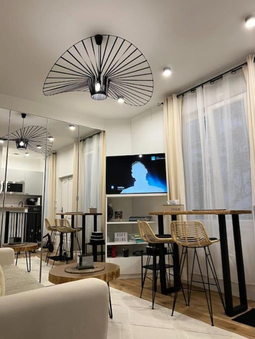 Cosy Studio Near Eiffel Tower - Paris
