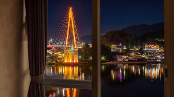 Yeosu Janggun Island Pension - South Korea