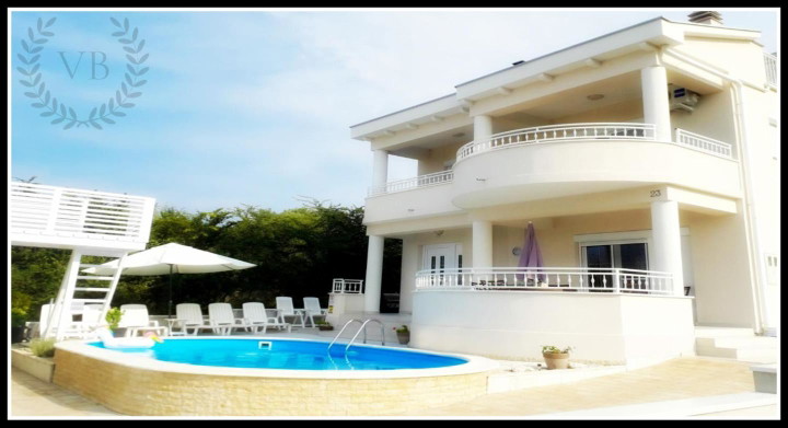 Villa Bella By The Sea - Heated Pool, Jacuzzi, Sauna - Croatia