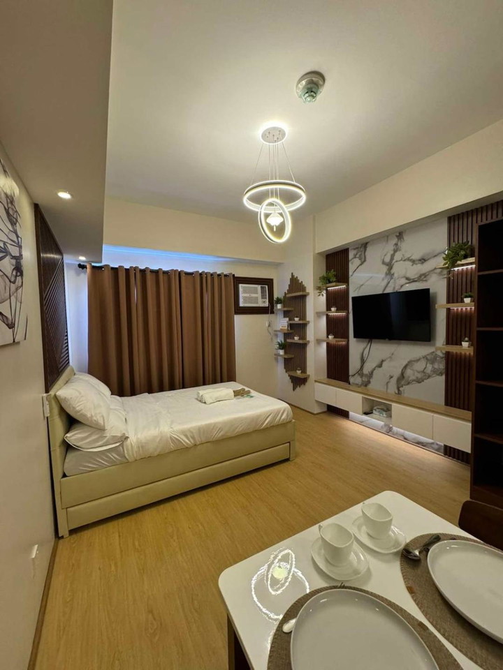 Honeys Cosy Modern Studio Unit Near Lahug It Park With Pool,sauna And Gym - Philippines