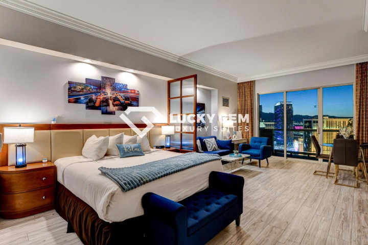 Lucky Gem Penthouse & Luxury Suites At Mgm Signature Resort, Balcony Strip View 3505 - Las Vegas, NV