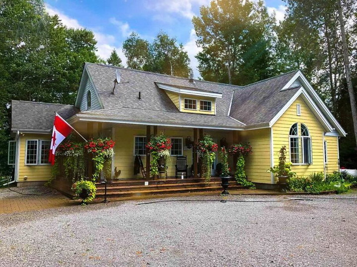 Welcome To Burnt River Estate - Kawartha Lakes