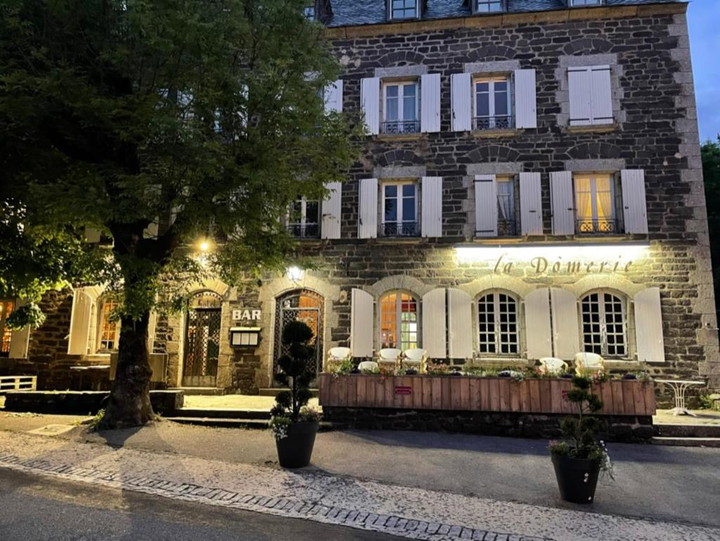 La Domerie - Maison D'hôtes - Nasbinals