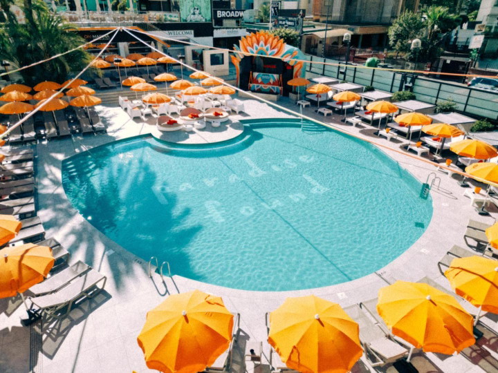 Marina Resort Benidorm - The Original Benidorm Vibe - La Nucia