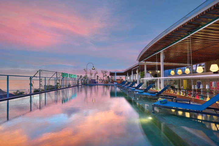 Aston Canggu Beach Resort - Canggu