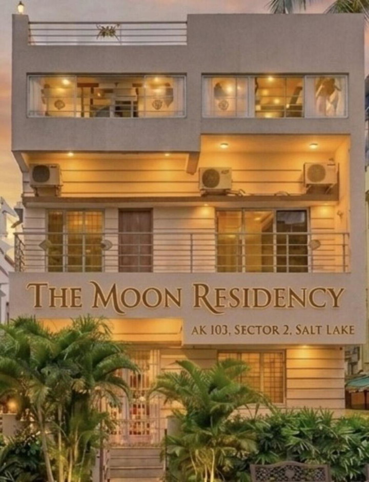 The Moon Residency - Kolkata