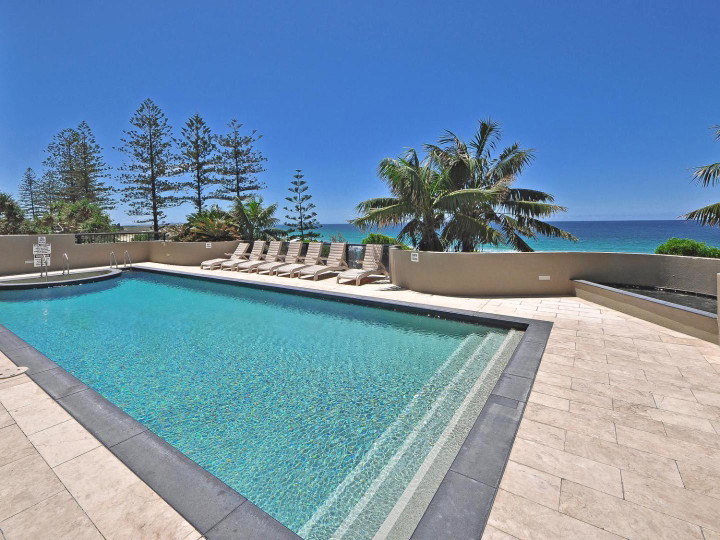 Clubb Coolum Beach Resort Sunshine Coast - Sunshine Coast