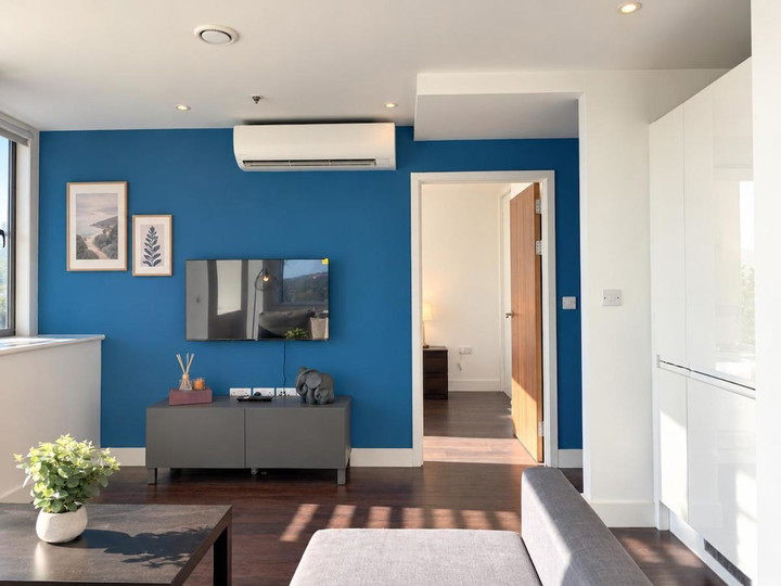 Skyline Views 2bhk, Sleep 6, Steps From Tube Station, Bp86 - Epsom