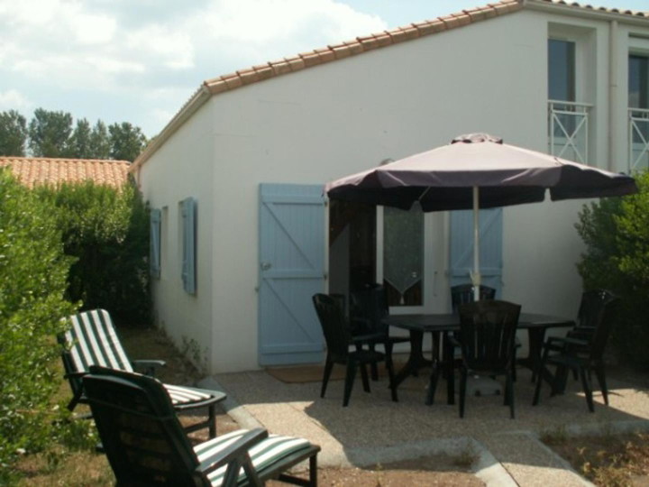 Maisonnette Avec Piscine Pour 5 Pers, Animaux Admis - La Faute-sur-Mer