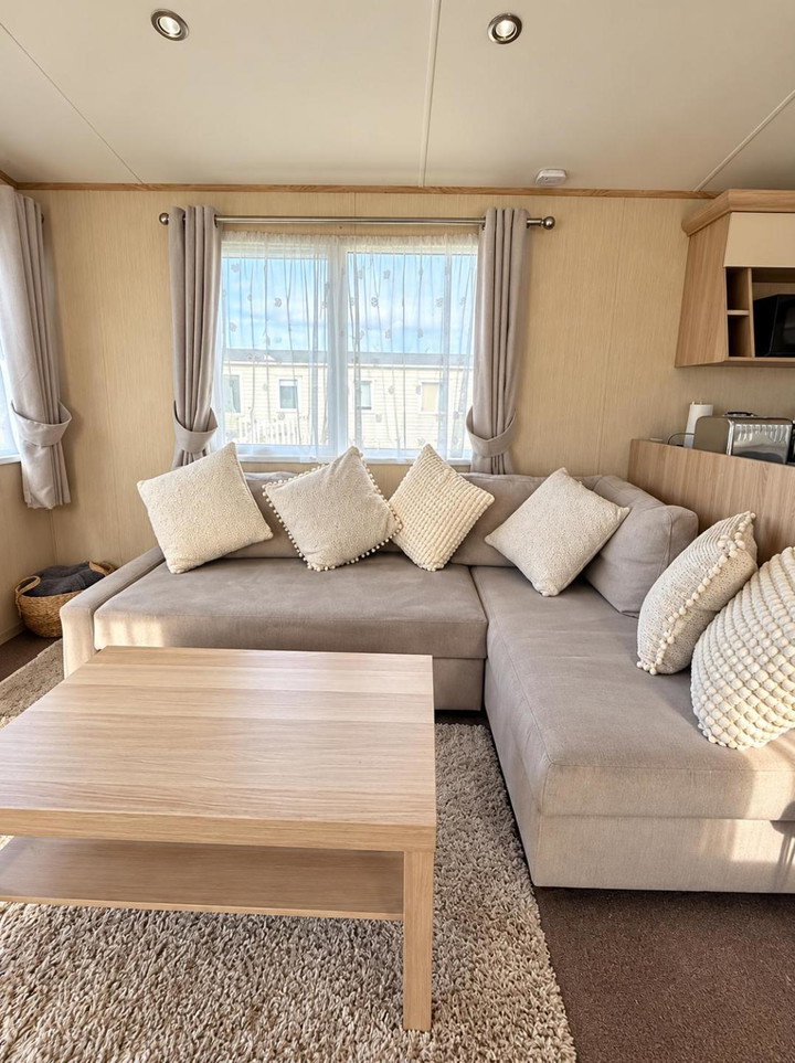 Modern 2 Bed Static Caravan - Sleeps 6 With Bath - Dymchurch