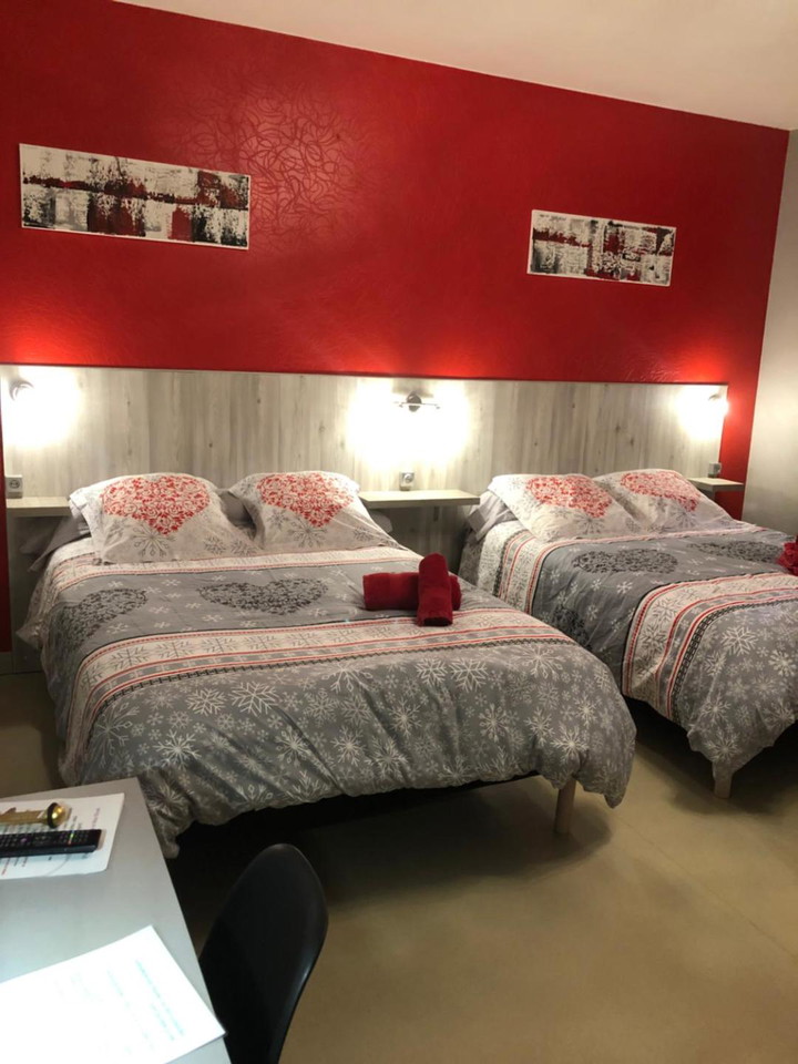 Hotel Des Remparts - Monflanquin