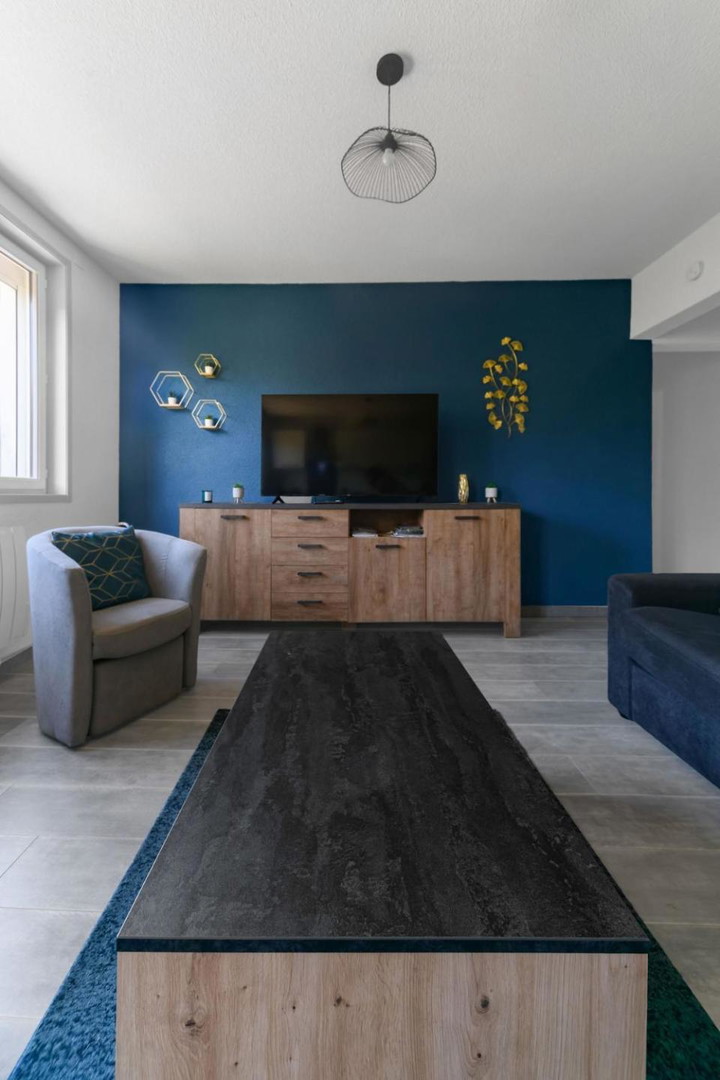 Au Cœur Des Volcans, Appartements Face Au Puy De Dôme - Lac d'Aydat