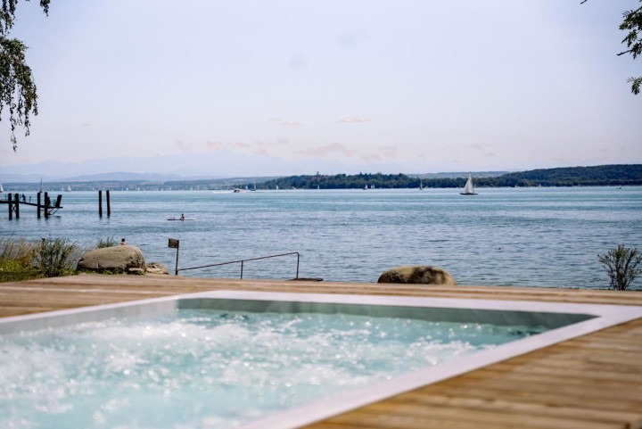 Lake Villa ÜBerlingen - Private Lakeside Spa & Beach - Bodensee
