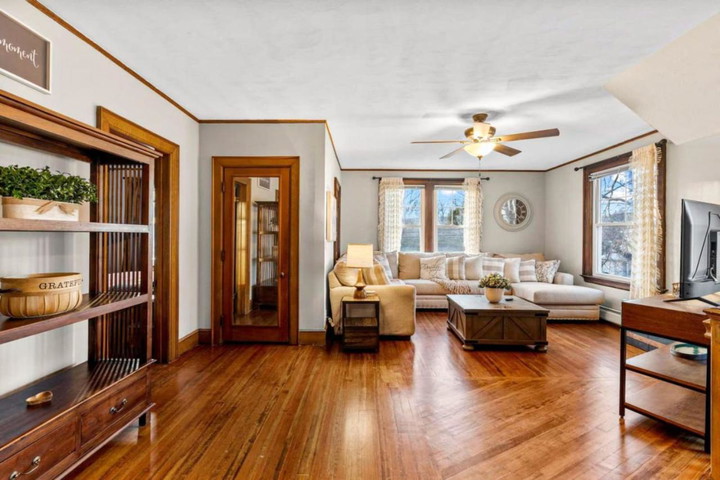 25 Massive 5 Br In Downtown Southington - Connecticut