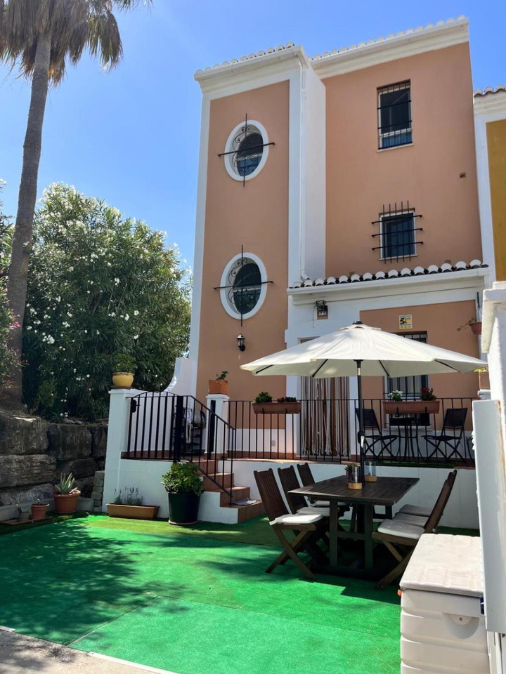 Casa Mira Casares Costa - Casares
