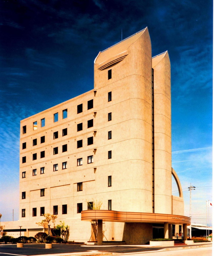 Sakaide Plaza Hotel - Sakaide