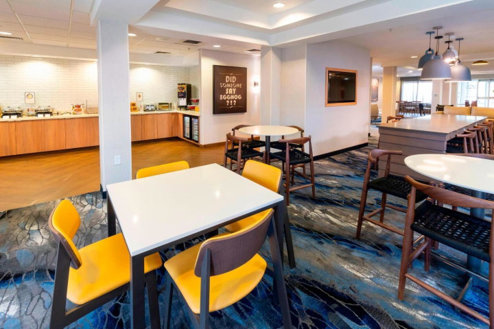 Fairfield Inn & Suites Bend Downtown - Bend, OR