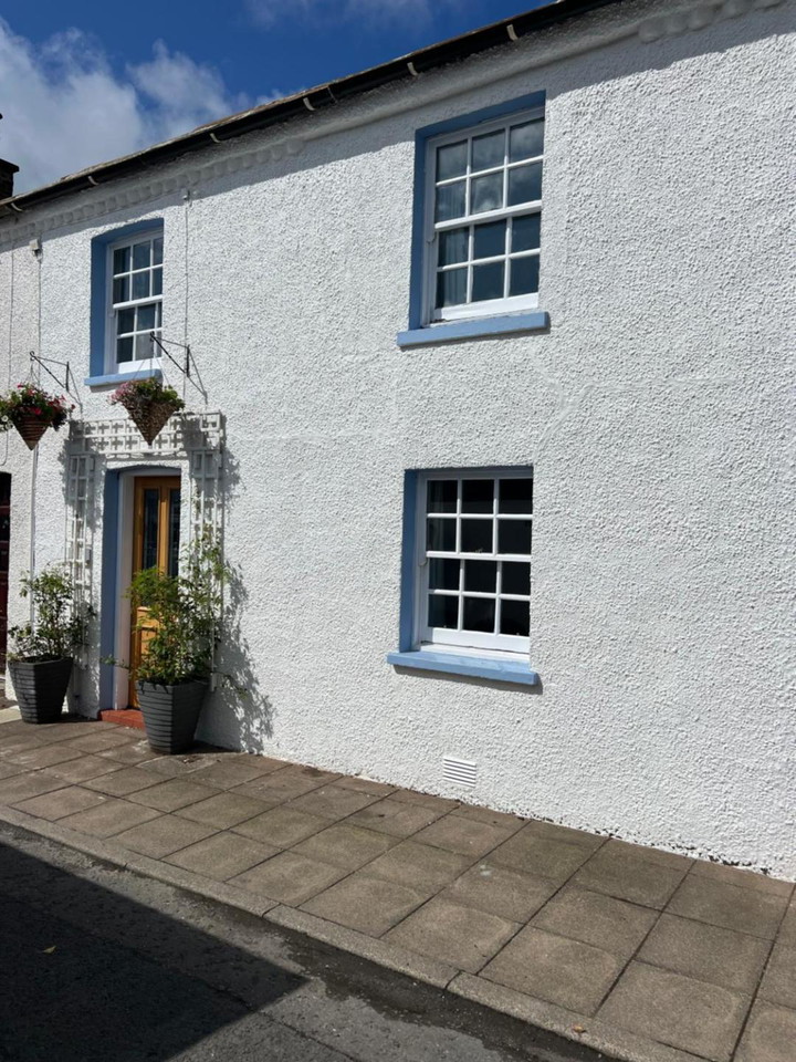 The Ship Inn's Mill Cottage - Weavers Way - Kirkcudbright