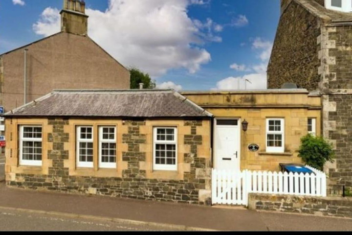 Crossways Cottage Quirky 2 Bedroom Cottage In Damdale, Central Peebles - Peebles