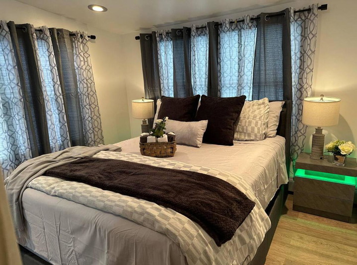Private Garden Suite In Bayshore - Fire Island, NY