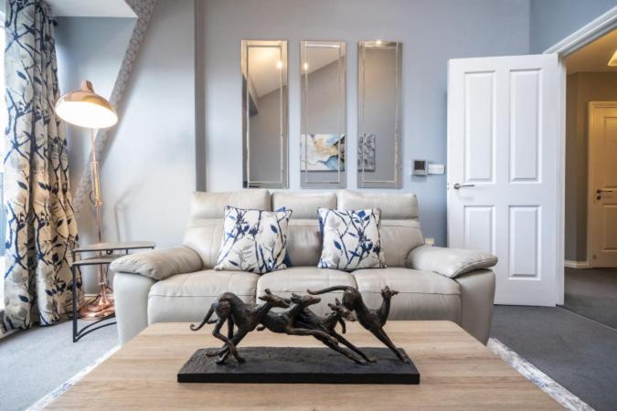 Family Friendly Apartment In Cathedral Quarter - Belfast