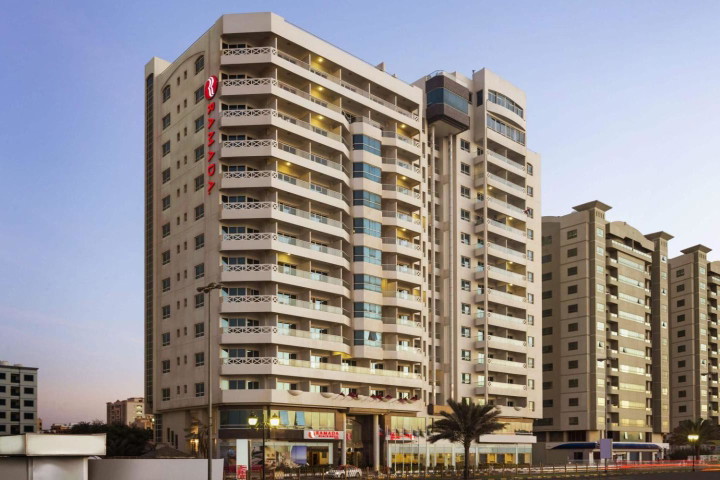 Ramada By Wyndham Beach Hotel Ajman - Vereinigte Arabische Emirate