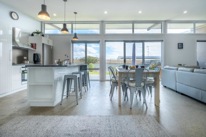 Amaroo 1 - Freycinet Holiday Houses - Coles Bay