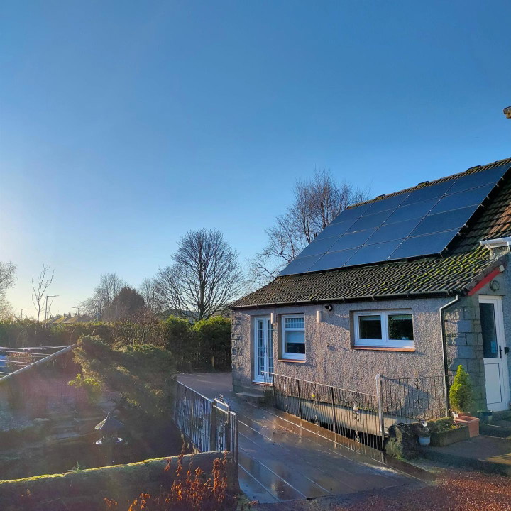 The Old Smiddy Cottage And Apartment - Balloch