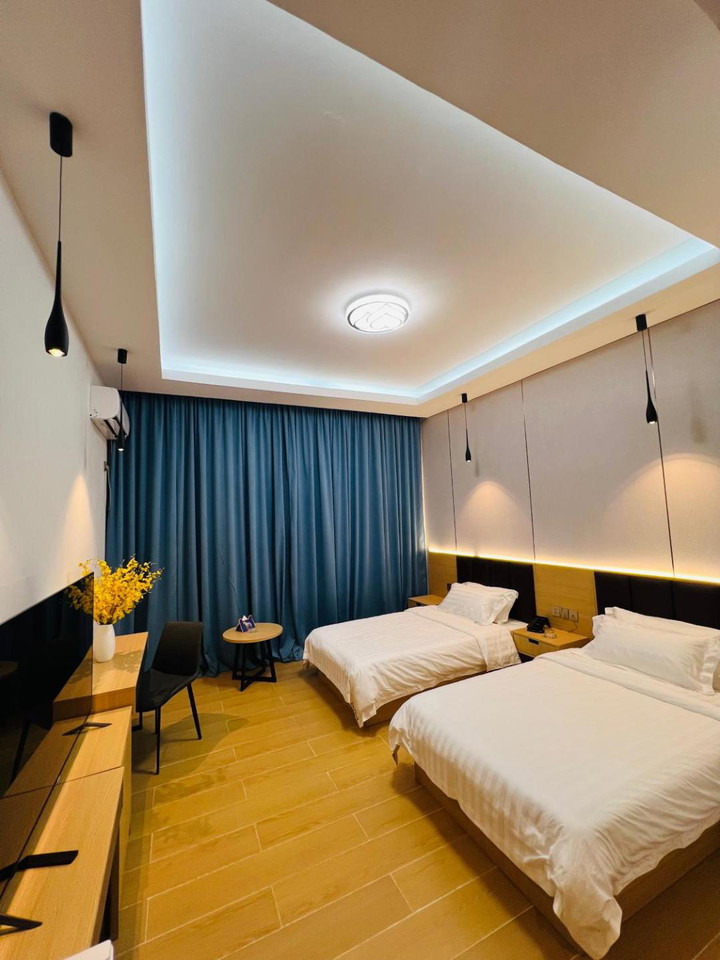 Times Mansion Hotel - Single Size Twin Bed - シエラレオネ