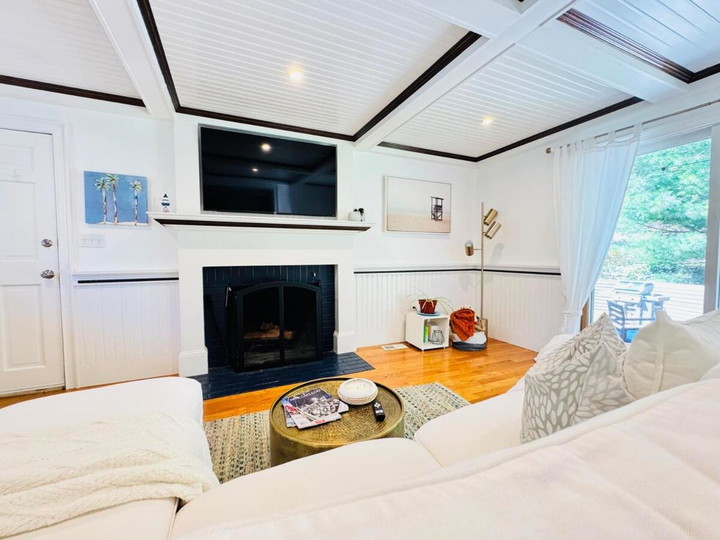 Cape Cod Retreat, Osterville Beach Pass - Mashpee, MA