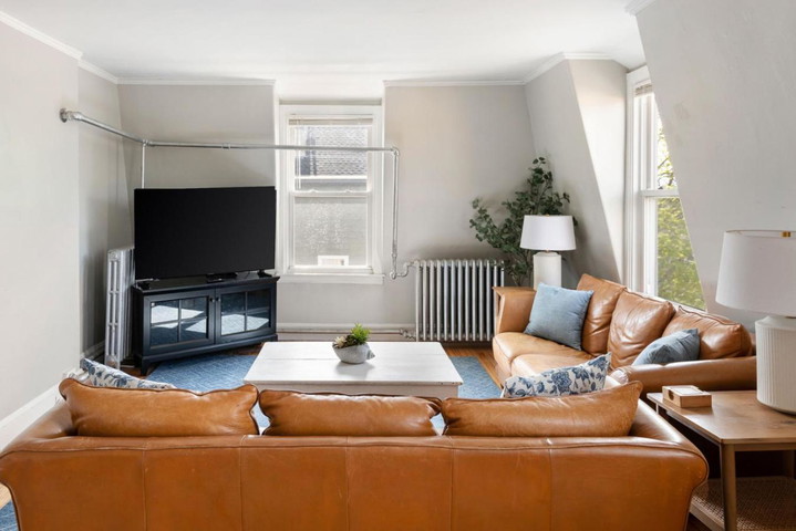 Skyline 138 Charming West End Mansard Penthouse - Portland, ME