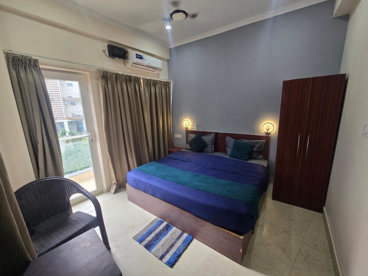 Lockwood Hostel And Cafe - Rishikesh