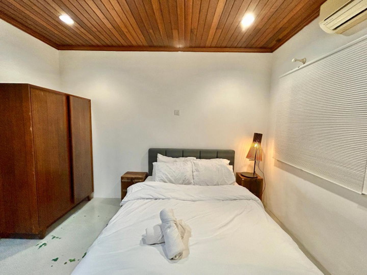 Chic Designer Bedroom In Shared Bungalow Near Lrt Ss1 Pj - Kota Damansara
