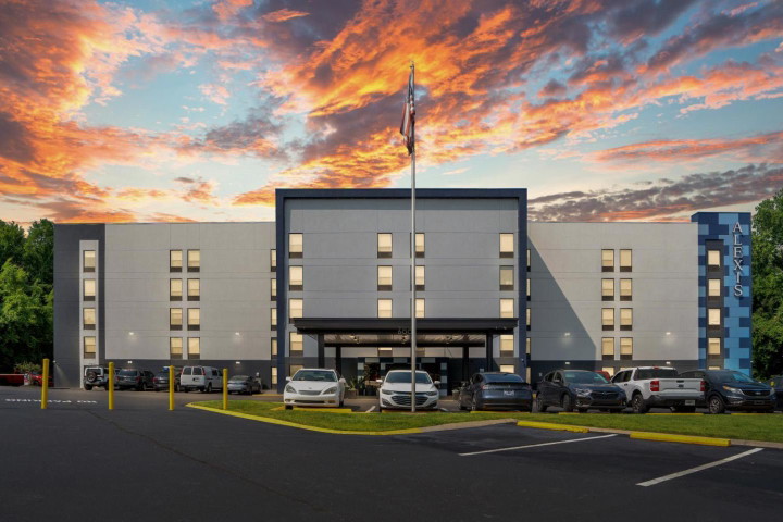 Alexis Inn And Suites Hotel - Nashville, TN