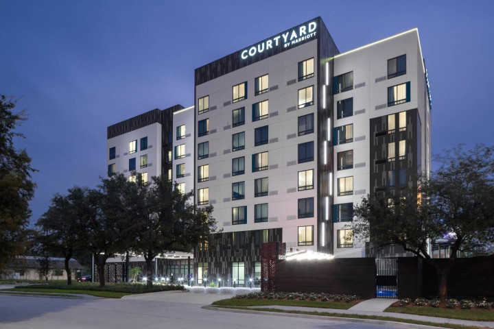 Courtyard By Marriott Houston Heights/i-10 - Bellaire, TX